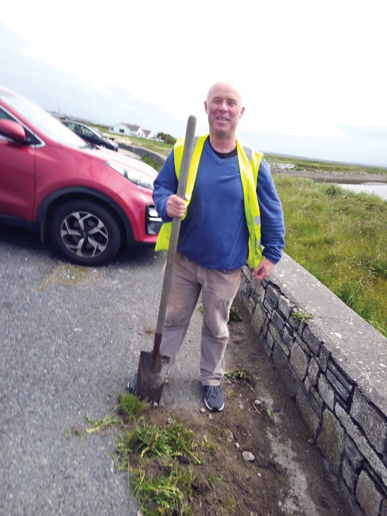 BALLYBUNION TIDY TOWNS COMMUNITY SPIRIT - The Advertiser